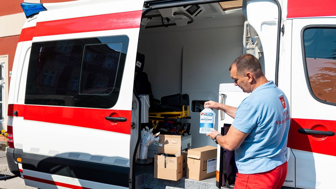 1 millió liter MOL Hygit szállítottunk ki a stratégiai intézményeknek