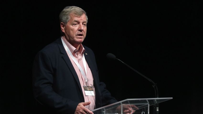 BOON - Lemondott dr. Stumpf István