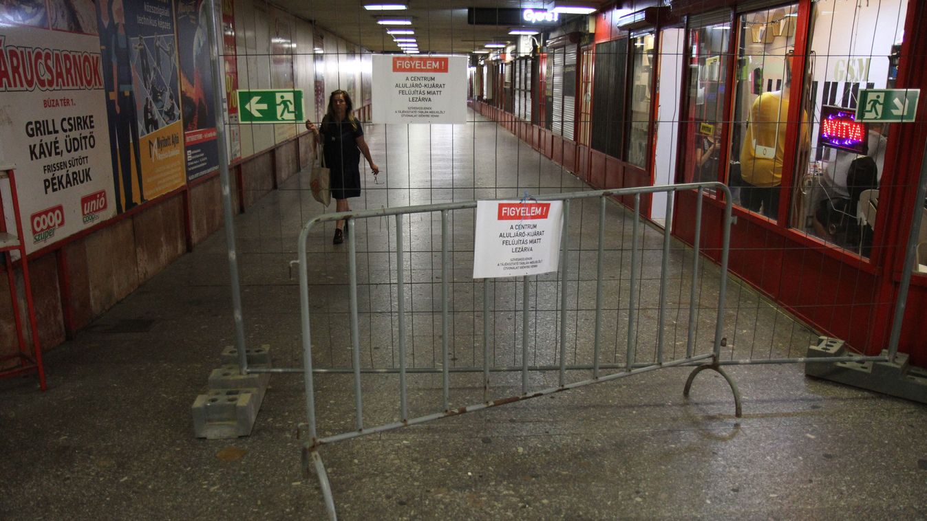 Így látják a Búza téri aluljárós lezárást a járókelők + fotók