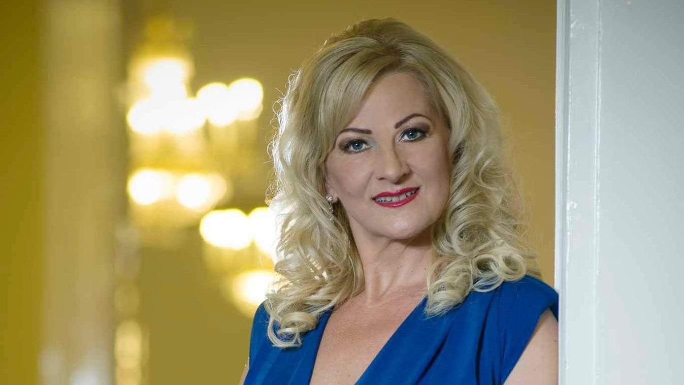 A zene, az ének az élete Eperjesi Erikának