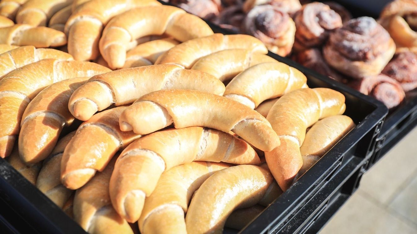 Kiutasítás lett a miskolci kiflivásárlásból