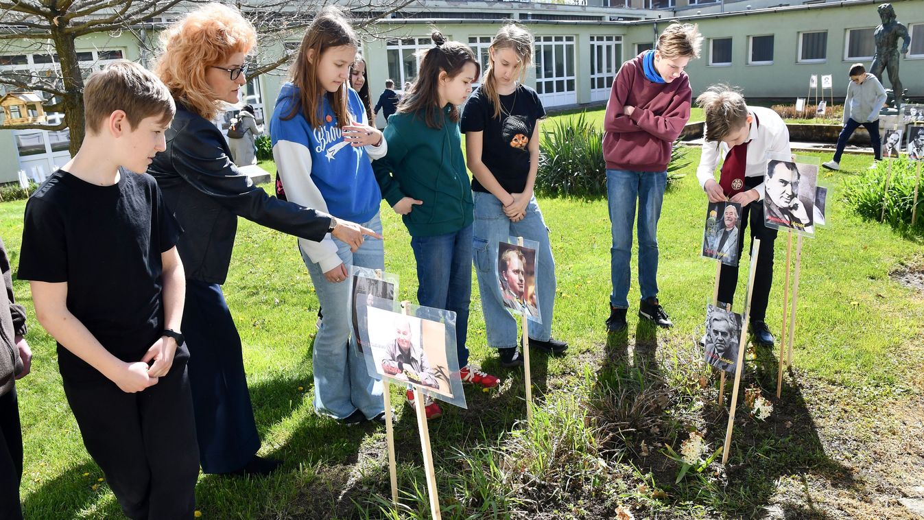 Fazekas Verskert nyílt a költészet napján