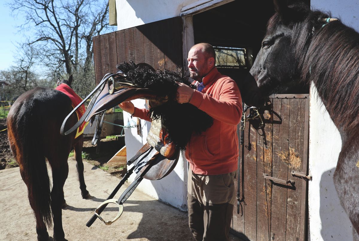 Borsodi lovas huszár úgy, ahogy még senki sem látta