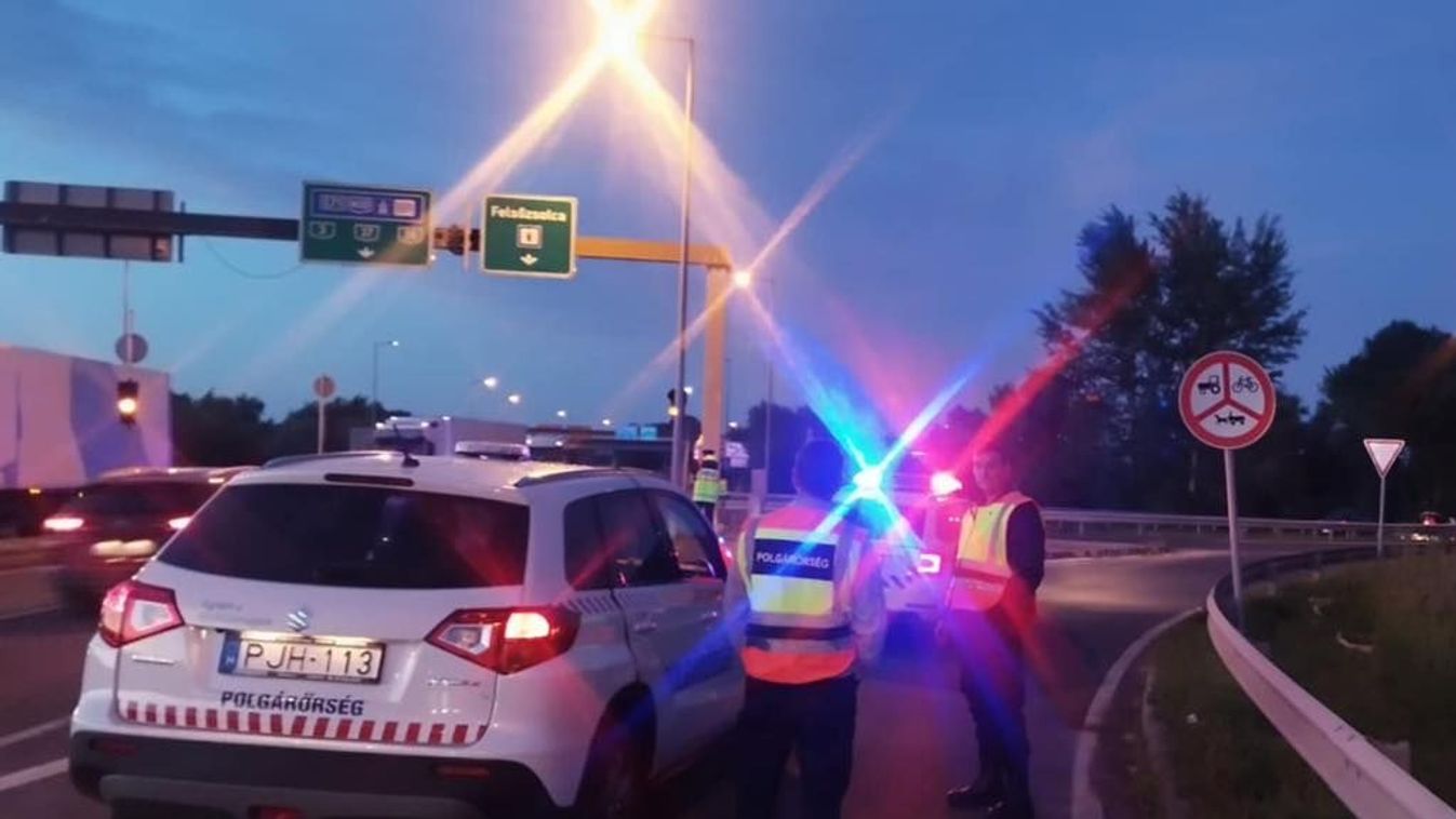 M30-as autópálya: filmbe illő akciójelenetek