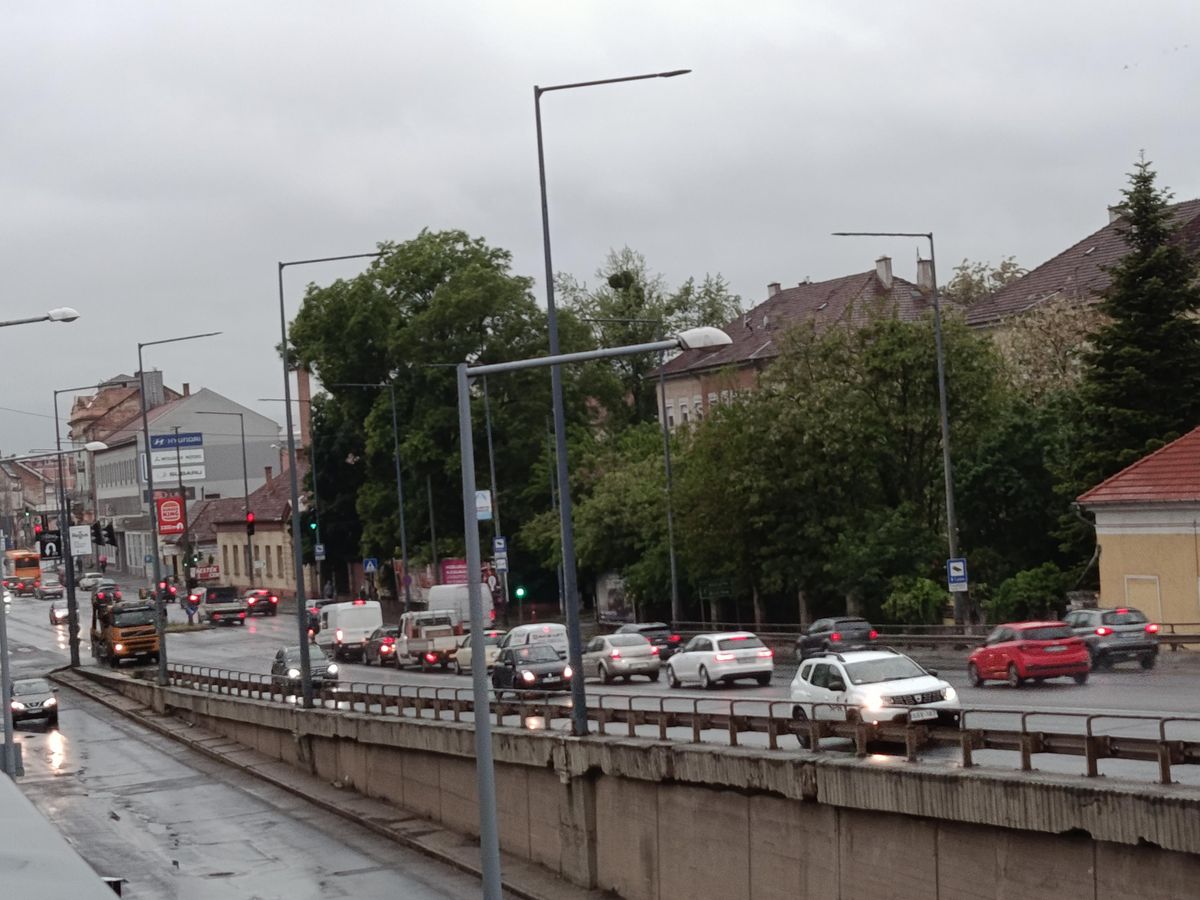 Útinform Miskolcon pénteken: eső, útjavítások, lezárások nehezítik a ...