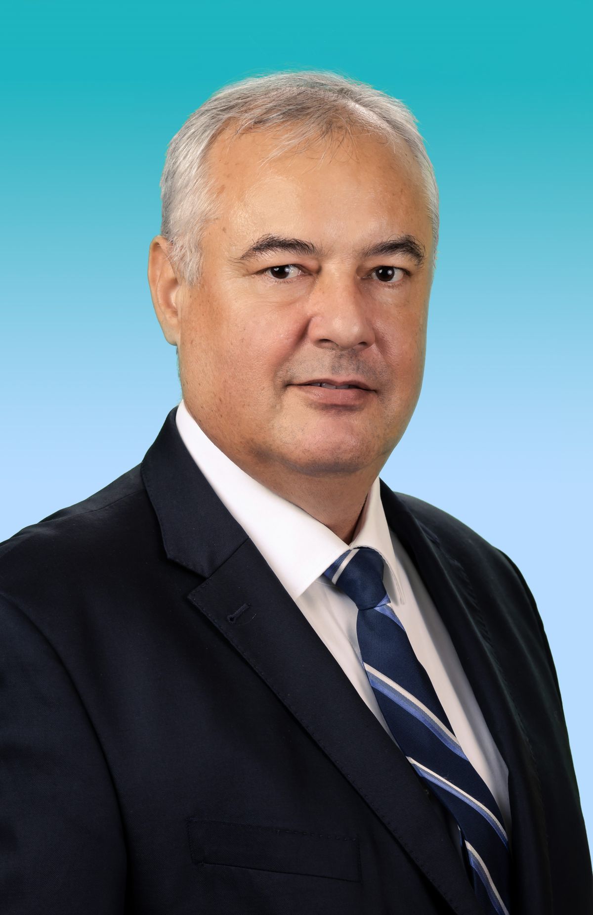 Mesterséges intelligencia – okos társ a munkában vagy veszélyes rivális?