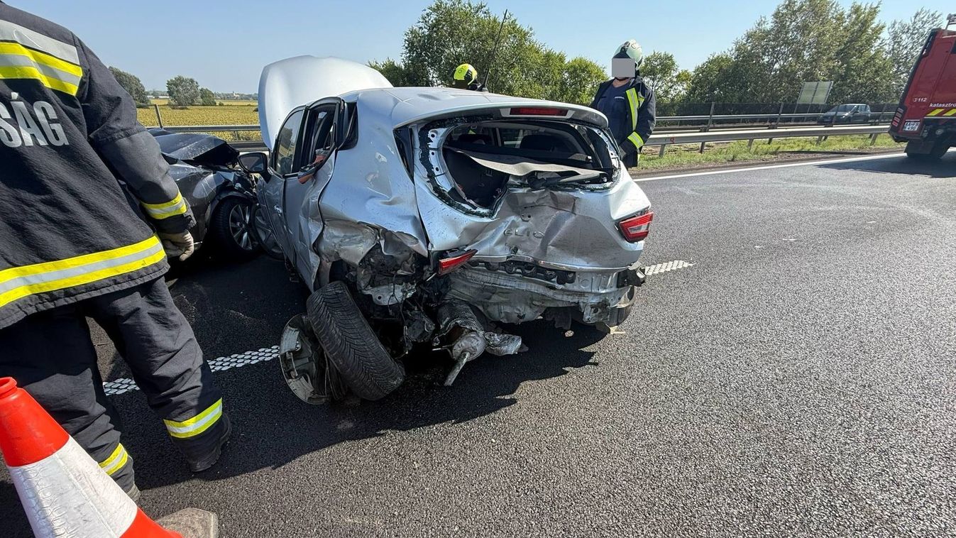 M3-as autópálya baleset: hatalmas dugó pénteken