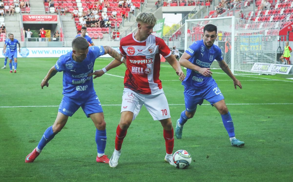 A DVTK az ősi rivális otthonába látogat