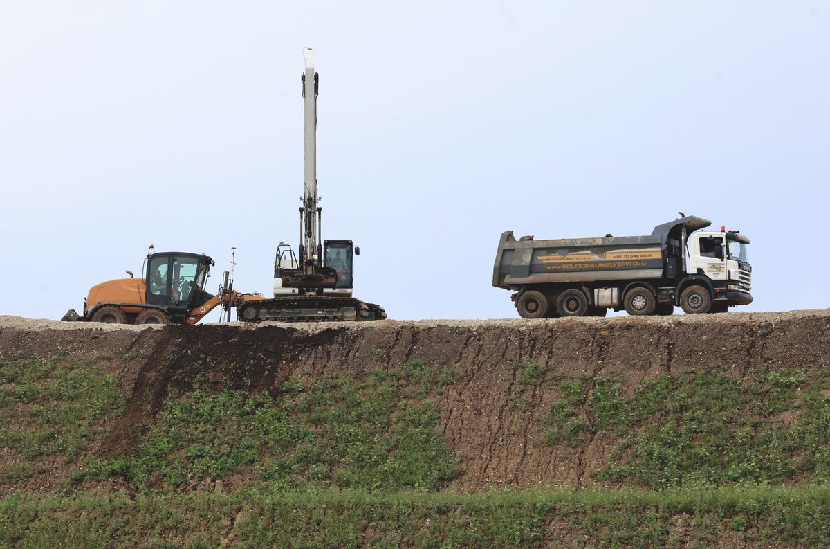 M30-as autópálya: elkészülhet október 31-re