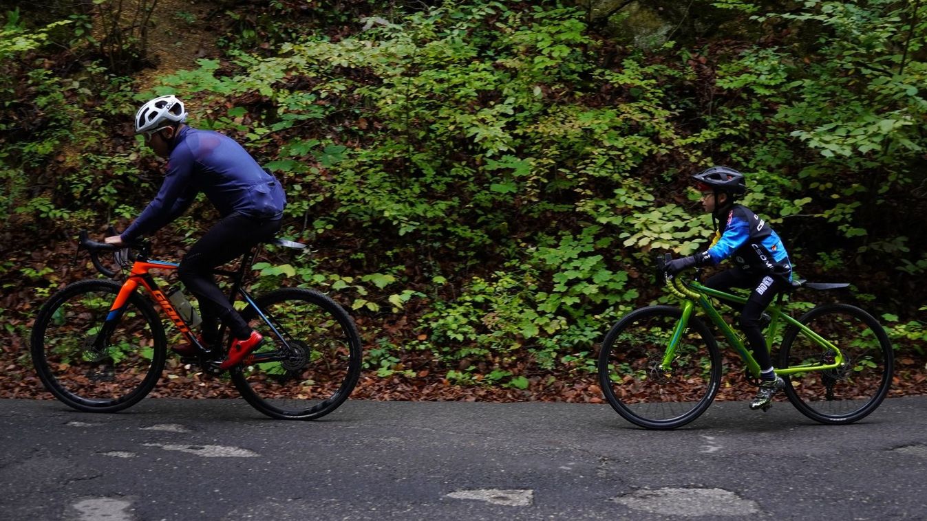 Üveghuta Kupa: húsz egyéni és két páros kategóriában írták ki