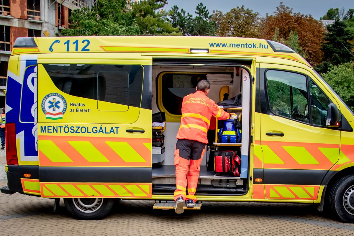 Dupla gyalogosgázolás Ózdon: súlyos sérültek hétfő reggel