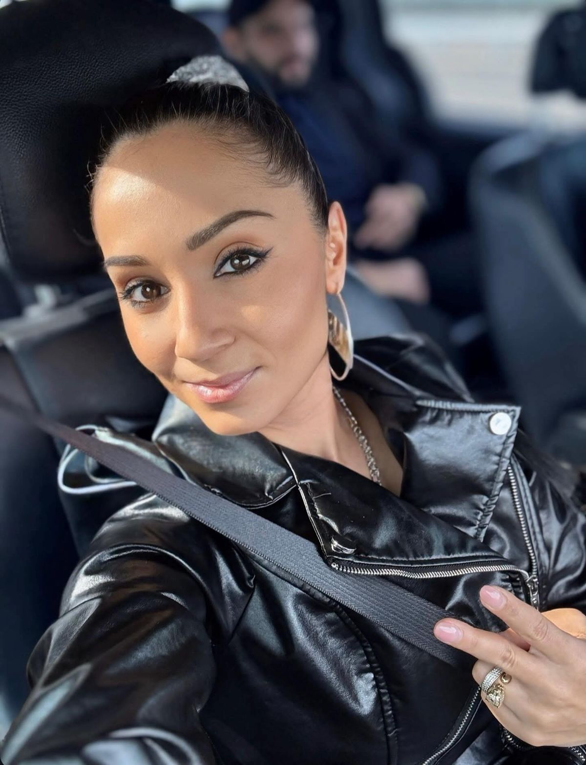 Pavarotti lesz Nótár Mary? Hamarosan kiderül