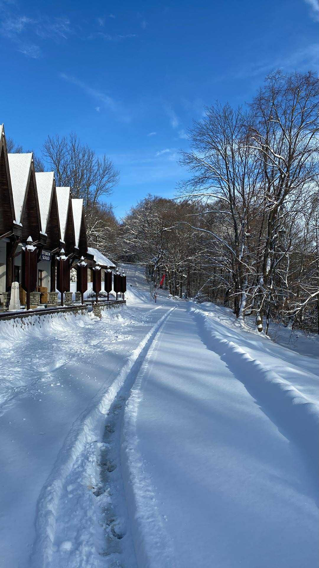 Bánkút pillanatnyilag zárva, Szentléleken jelentős a hómennyiség
