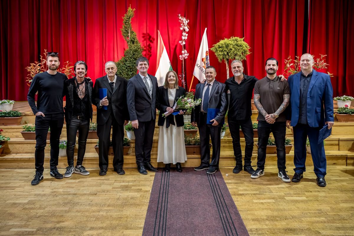 Pro Urbe díjat kapott a Hooligans zenekar Szerencsen